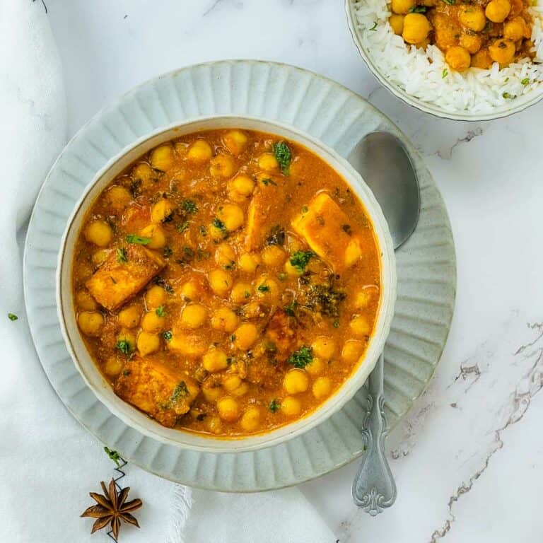 Chana Paneer (Chickpea and Paneer Curry) - No Onion, No Garlic