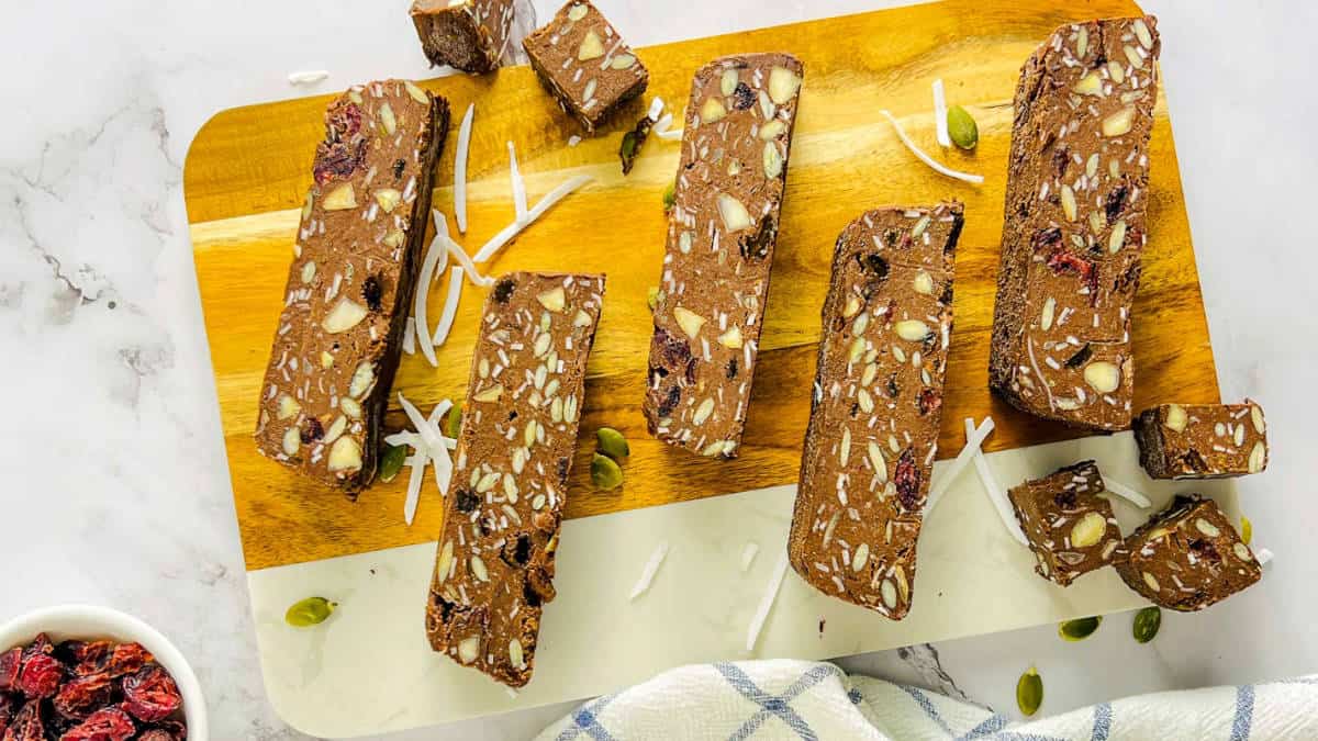 Who Knew Lentils Could Be This Delicious? No-Bake Frozen Lentil Bars!