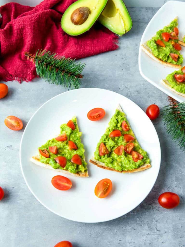Christmas Avocado Pita Tree: Easy and Festive Holiday Appetizer