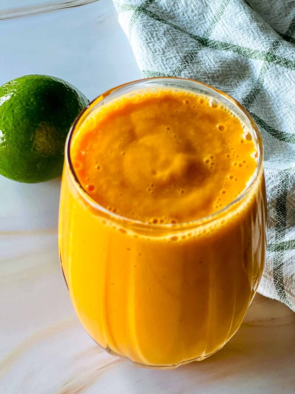 Papaya Smoothie With Banana: Quick and Easy Breakfast Drink