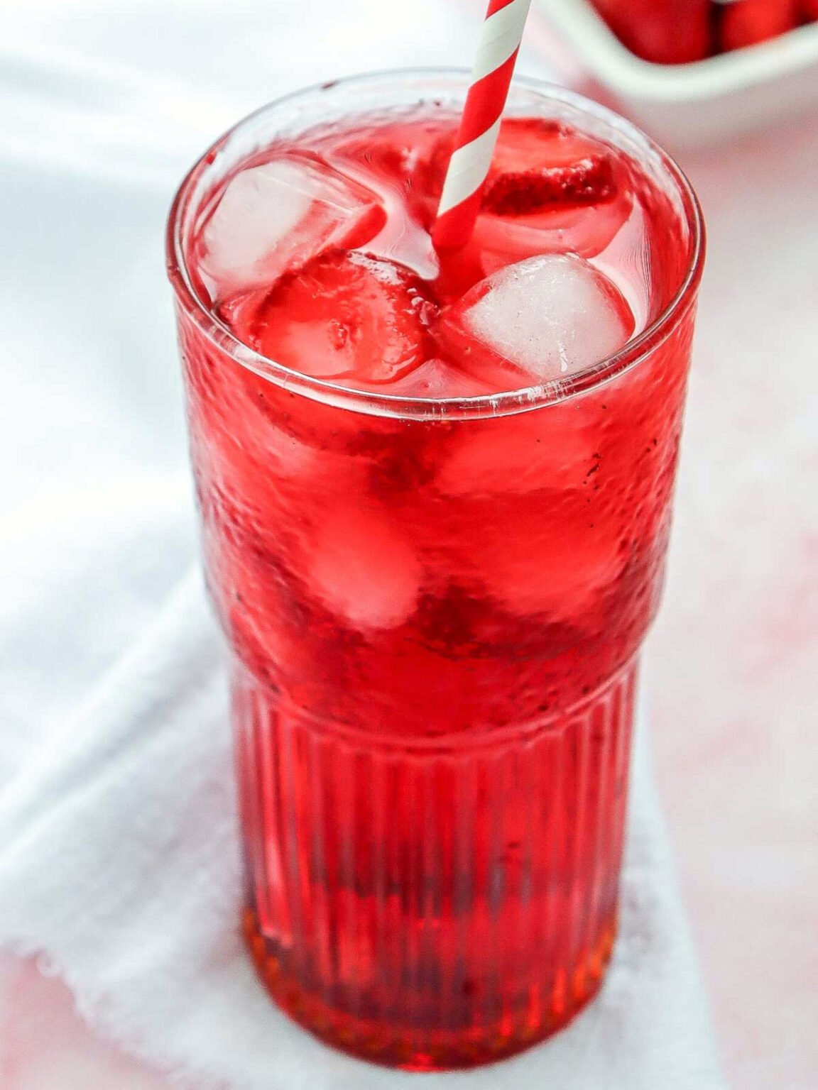 Homemade Strawberry Acai Refresher Recipe (Starbucks Inspired)