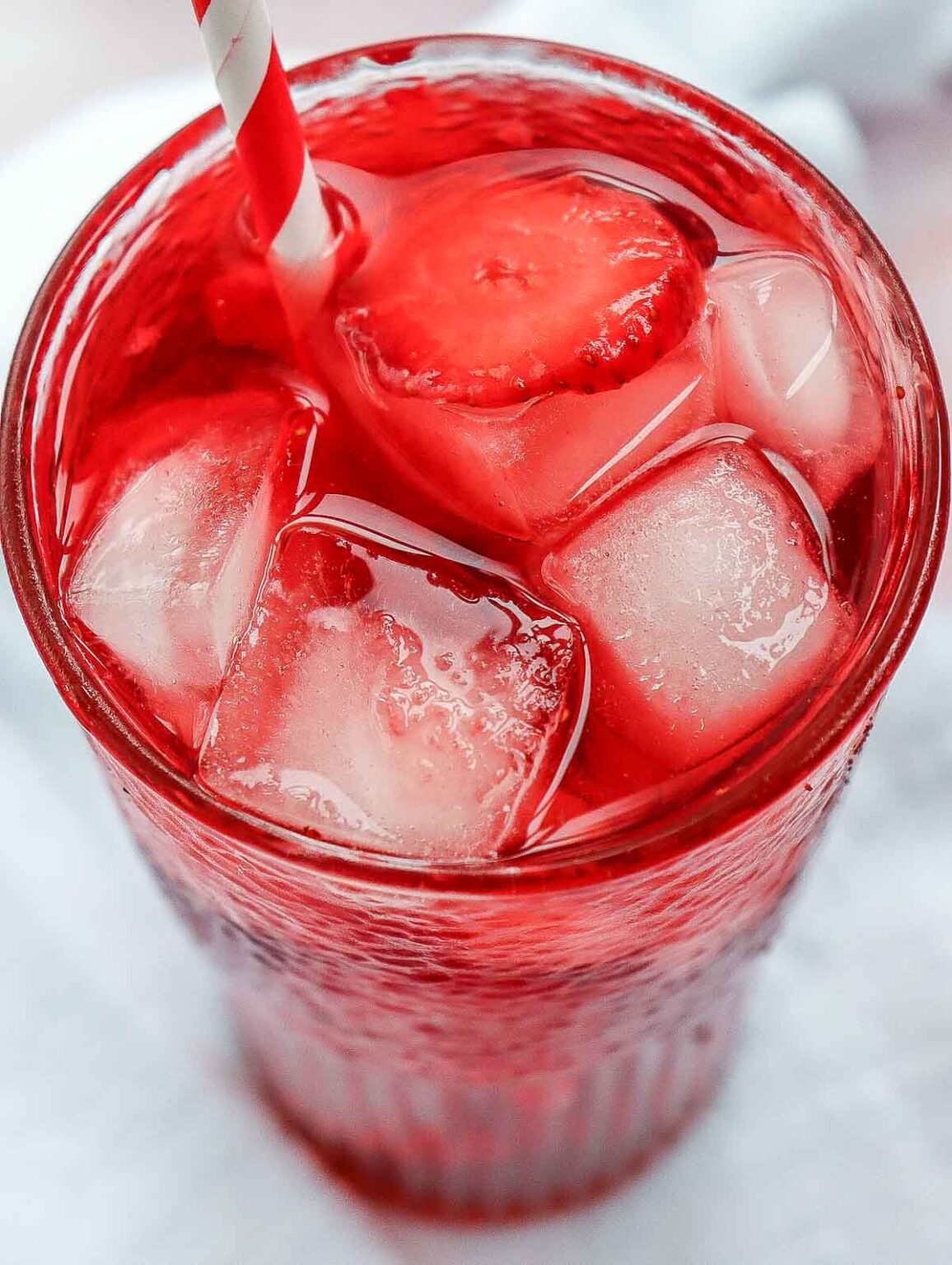 Homemade Strawberry Acai Refresher Recipe (Starbucks Inspired)