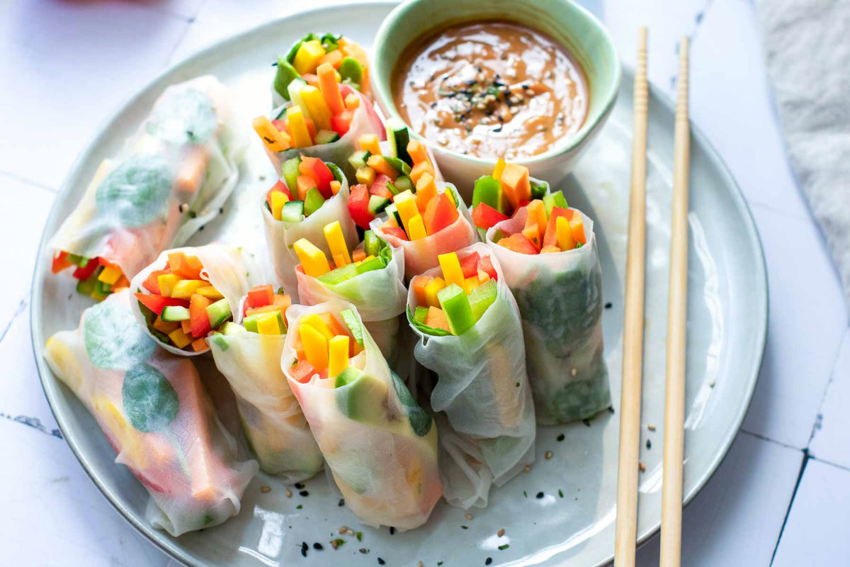 Rainbow Veggies Rice Paper Rolls: These Vietnamese Spring Rolls Are ...