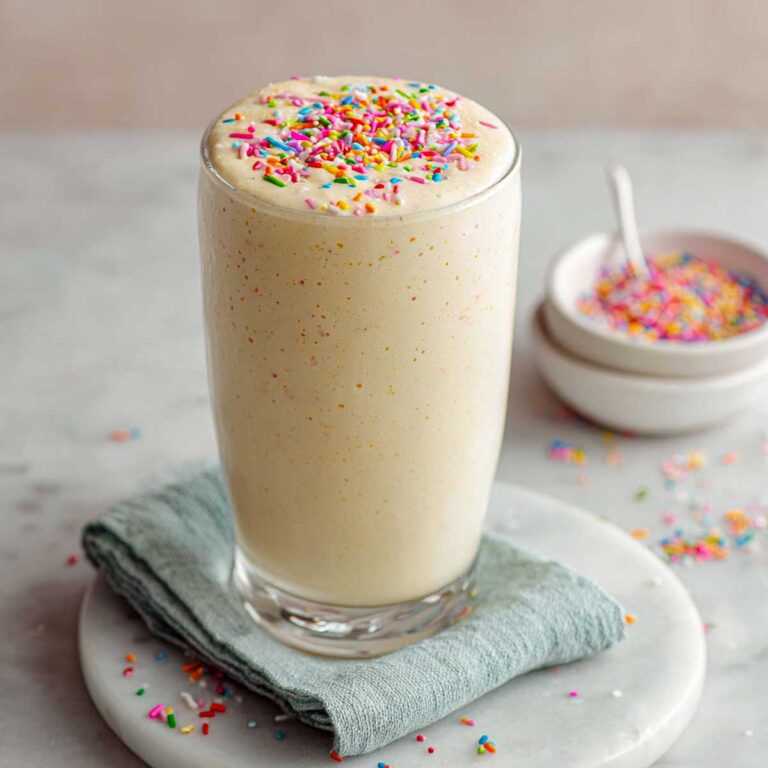 Fun and Easy Cake Shakes: 10 Recipes That Taste Like Dessert in a Glass